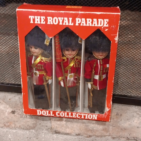 Royal Parade | Holiday | Vintage Royal Parade Dolls | Poshmark
